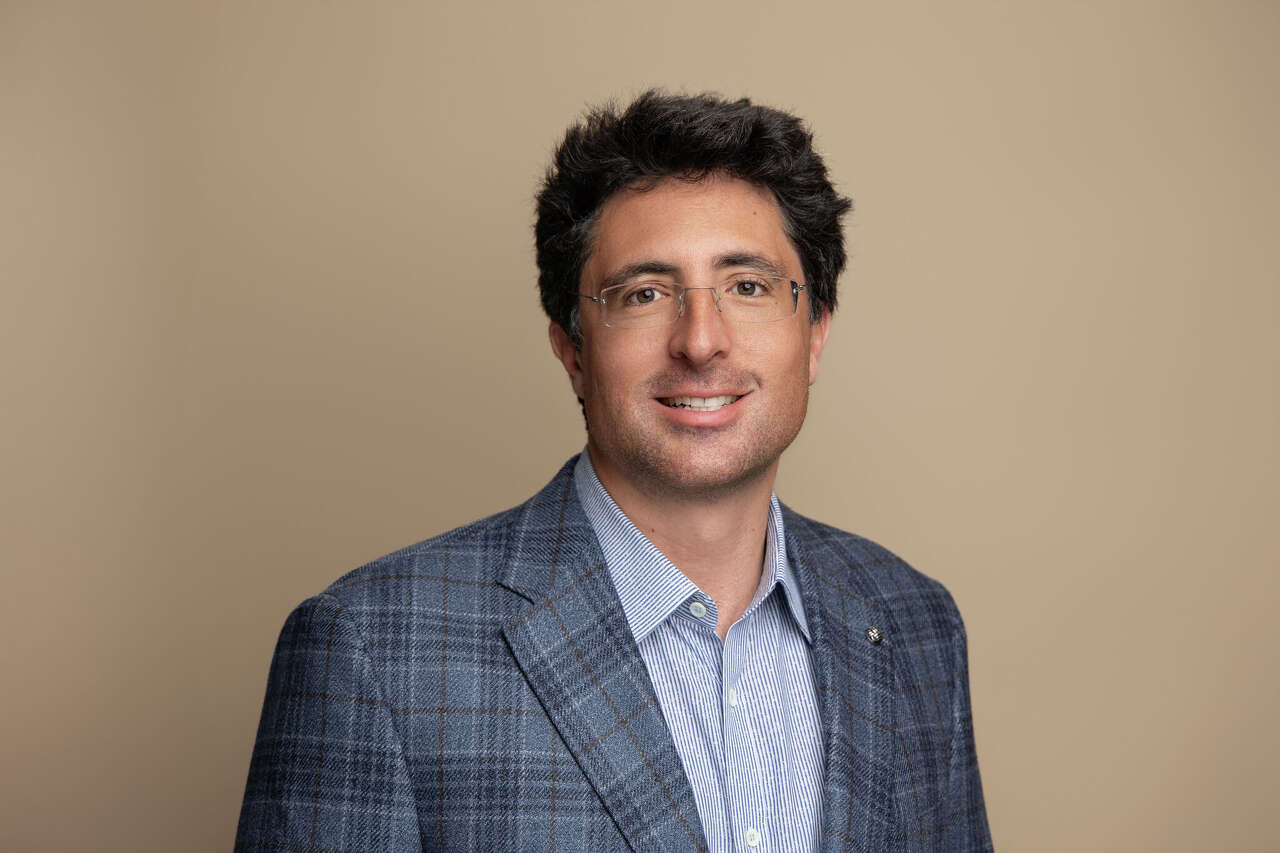 Quantum computing company IonQ to buy chipmaker SkyWater Technology in ...