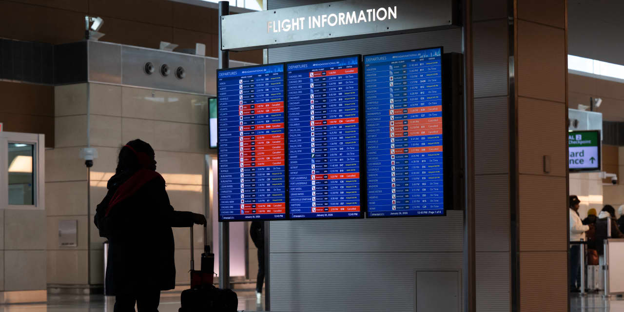 Thousands of flight cancellations could mean record cash refunds for ...