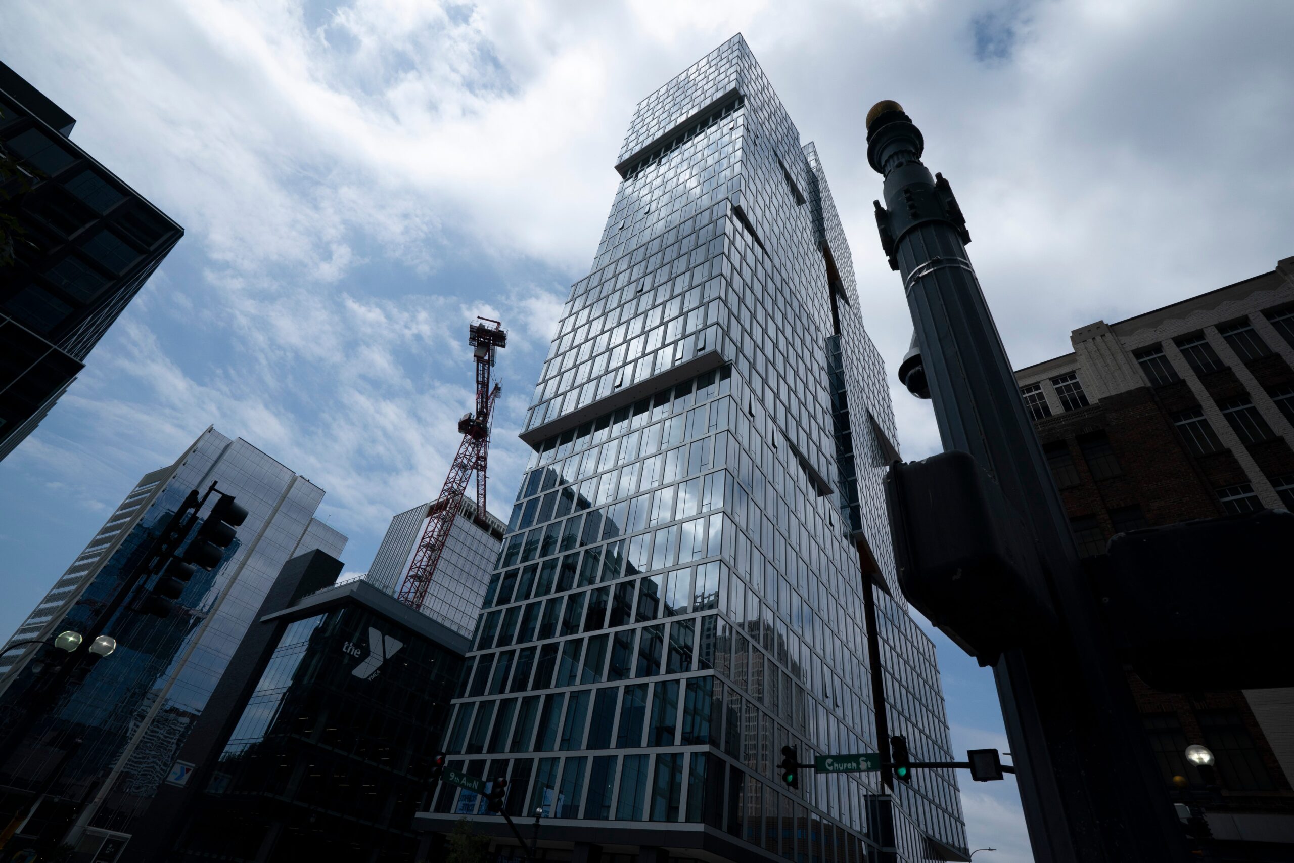 Mr. Beast takes shot at Netflix after Alex Honnold’s earnings leaked