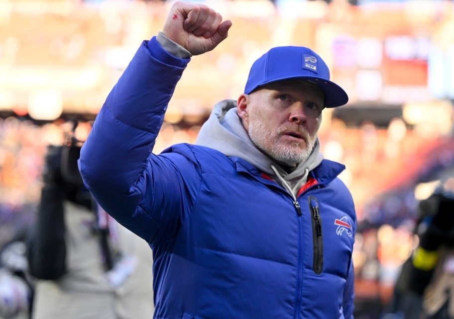 Calls to re-hire Sean McDermott grow as Philip Rivers exits Bills ...