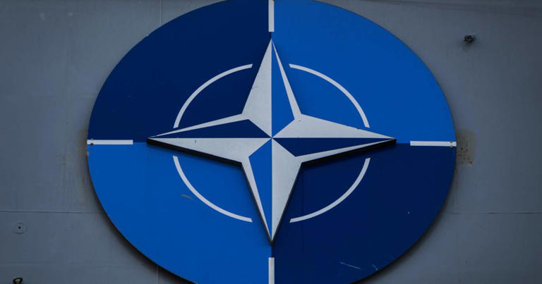 90 milliards pour l’Ukraine et l’OTAN qui demande à Bruxelles de lâcher ...