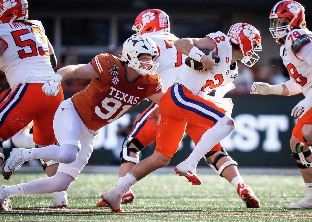 Former Westlake HS teammates Ethan Burke, Cade Klubnik reconnect at ...