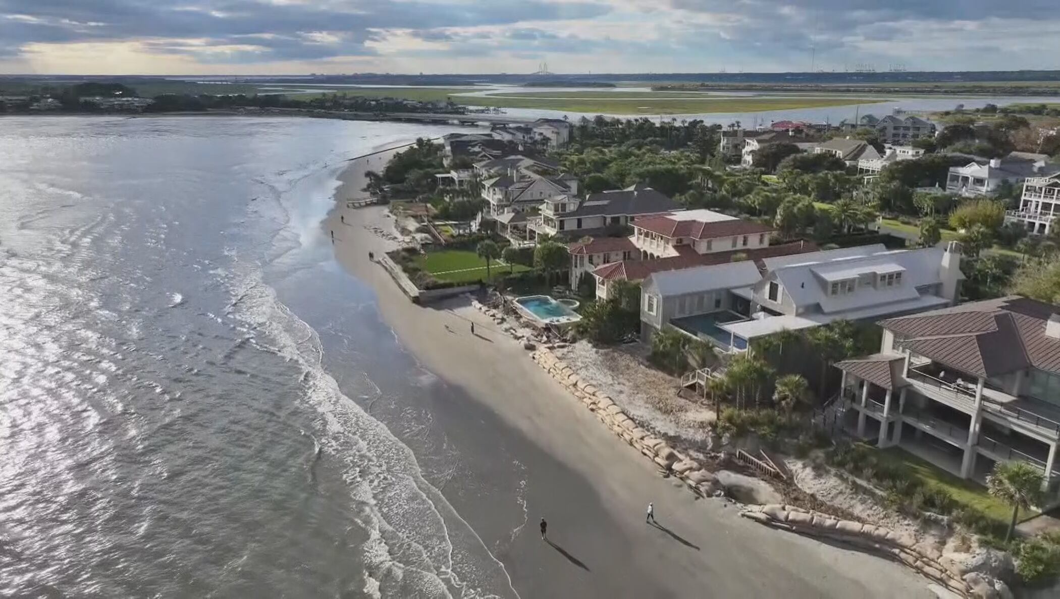 State leaders gather to discuss future of South Carolina beaches