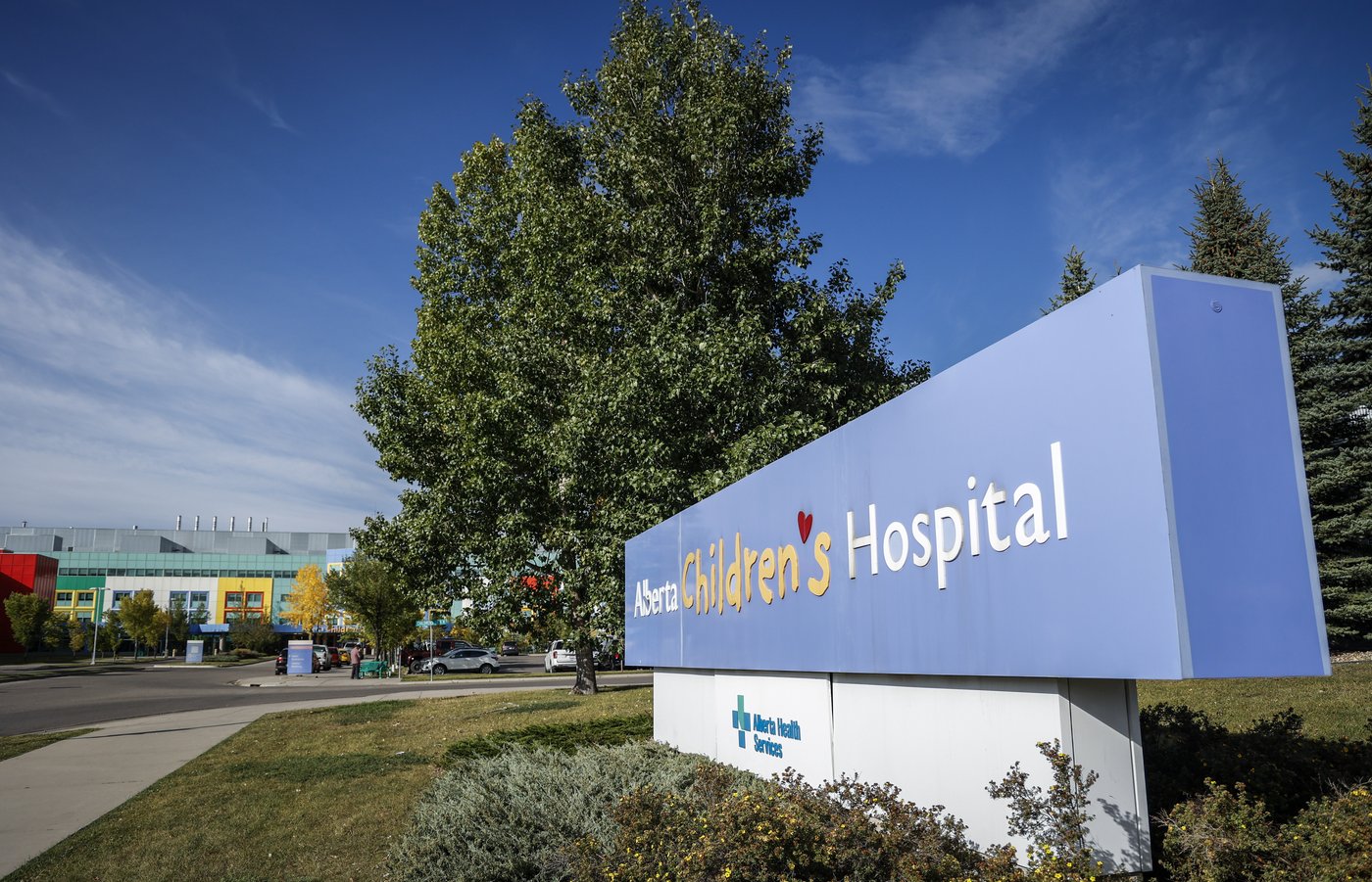 Several children fall ill at hotel pool in southern Alberta