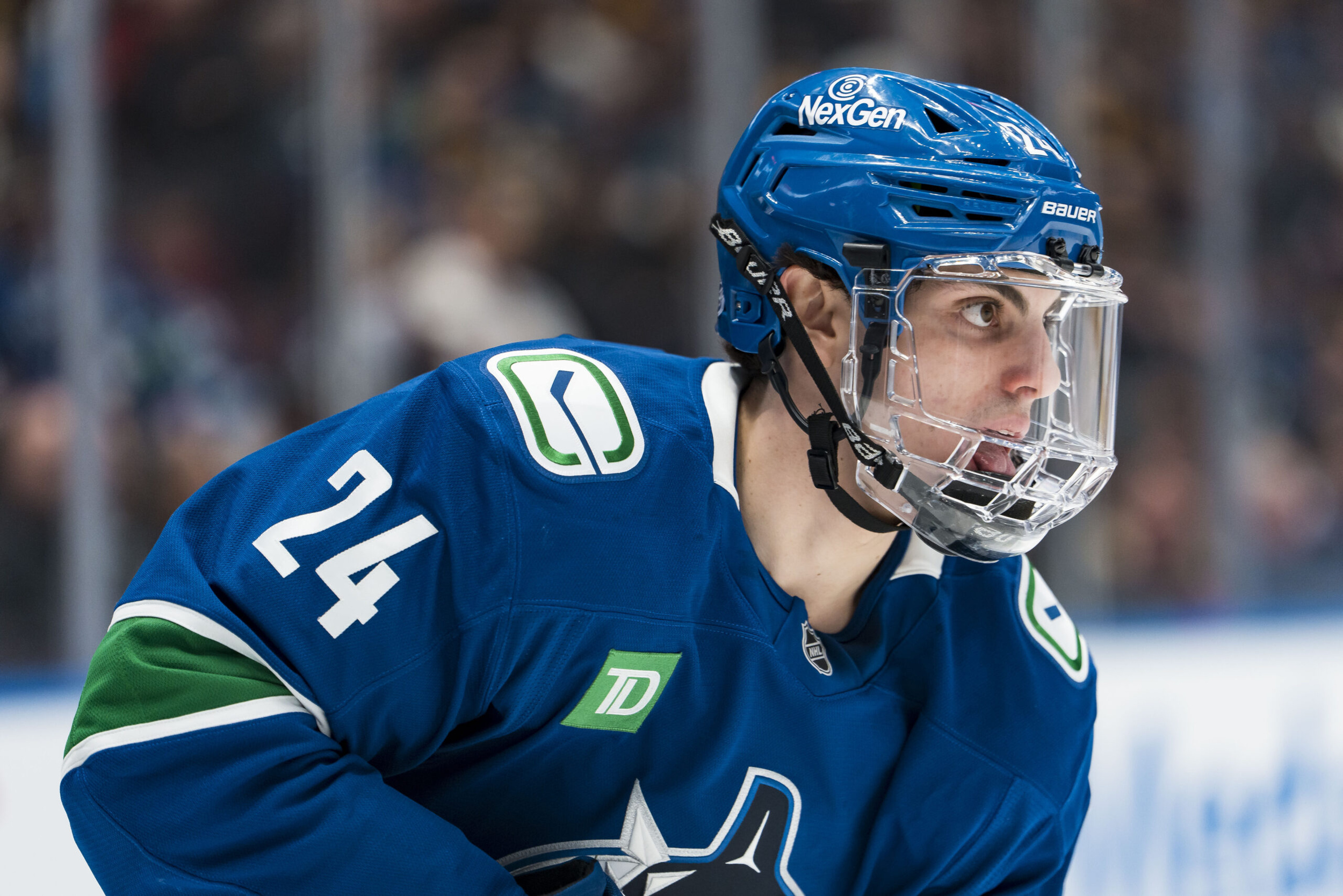 Canucks injury news: Buium could miss over a week after taking puck to ...