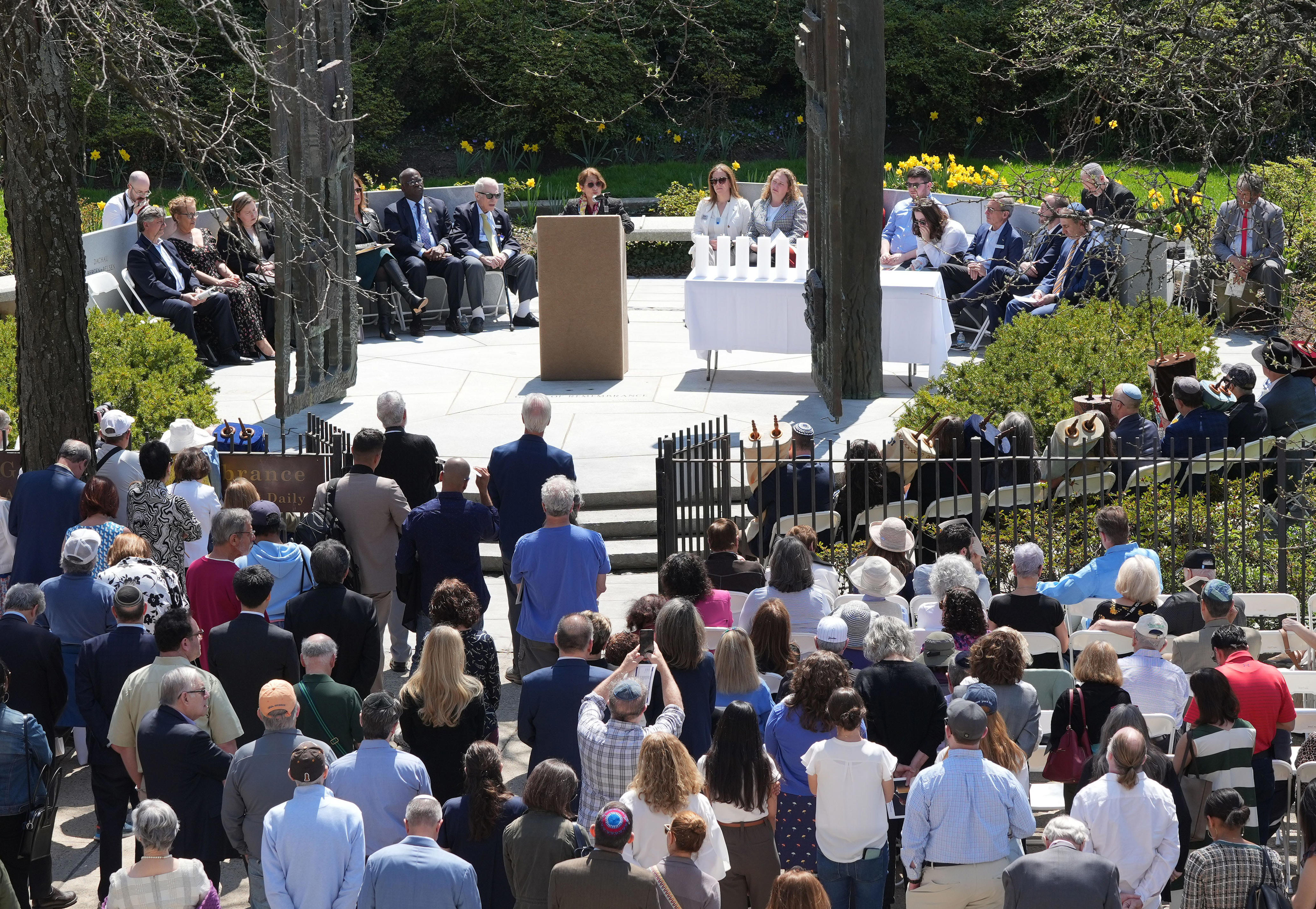 White Plains senior community honors Holocaust Remembrance Day