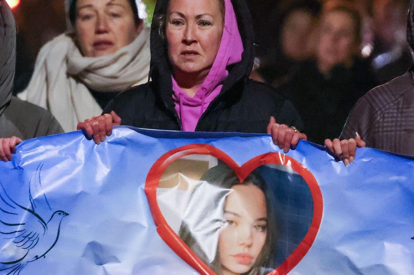 Hundreds take final walk that Grace Lynch never finished as mother vows ...