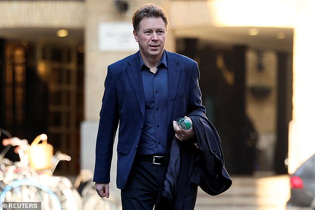 Lloyds fined for breaching Russian sanctions after opening an account ...