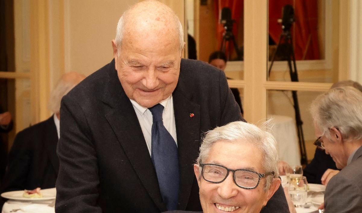 Cet homme d'affaires reçoit Boualem Sansal et plusieurs autres ...