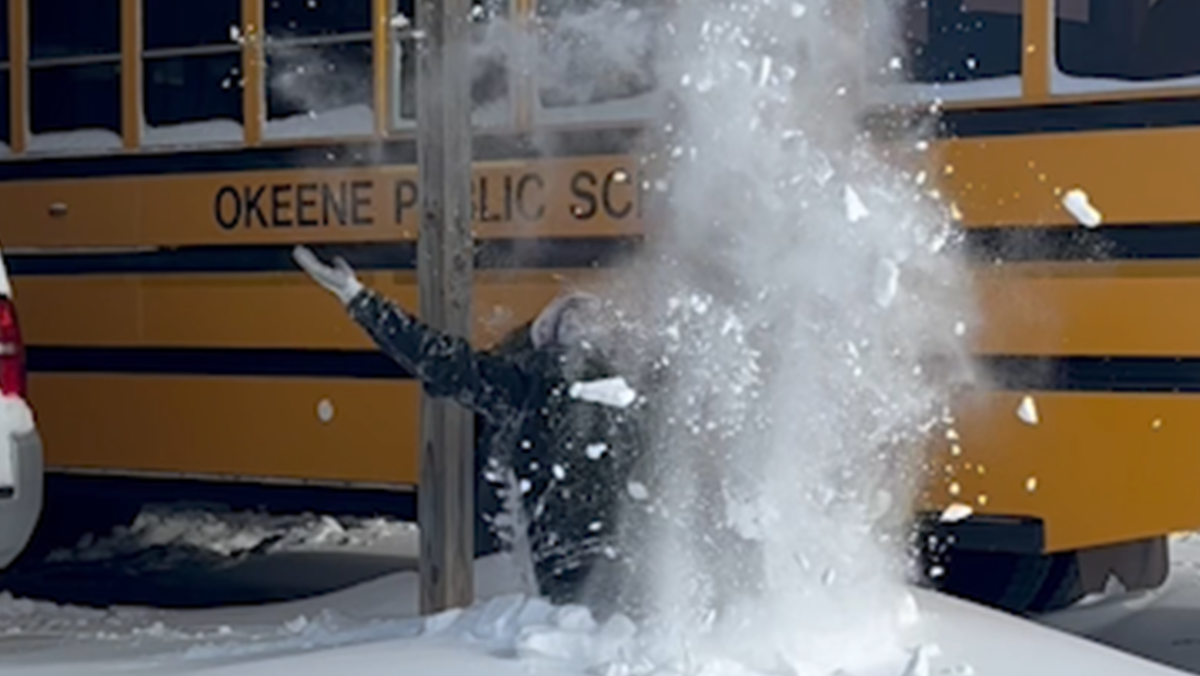 WATCH: Okeene Public Schools has fun way of announcing Monday snow day