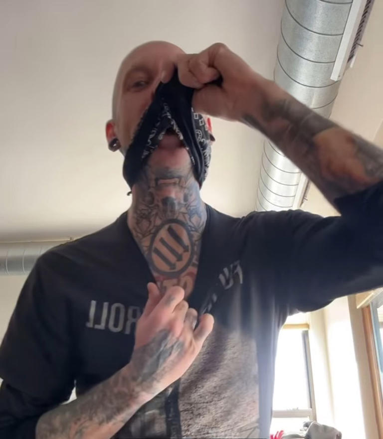 Self-described Antifa agitator issues chilling call for 'armed' mob to ...