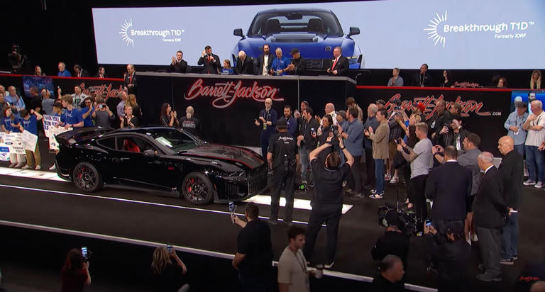 Ford confirms Mustang Dark Horse SC makes well over 700 HP