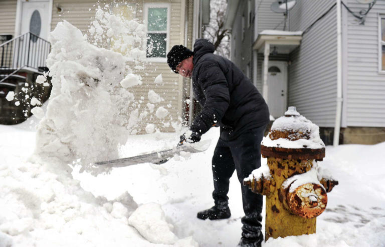 Sunday's snowstorm was one of Connecticut's snowiest days ever. Here's ...