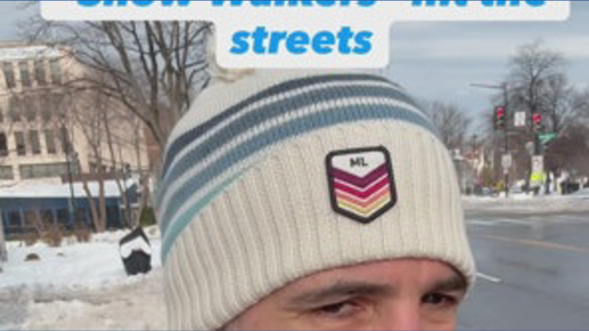 DC snow forces walkers into streets