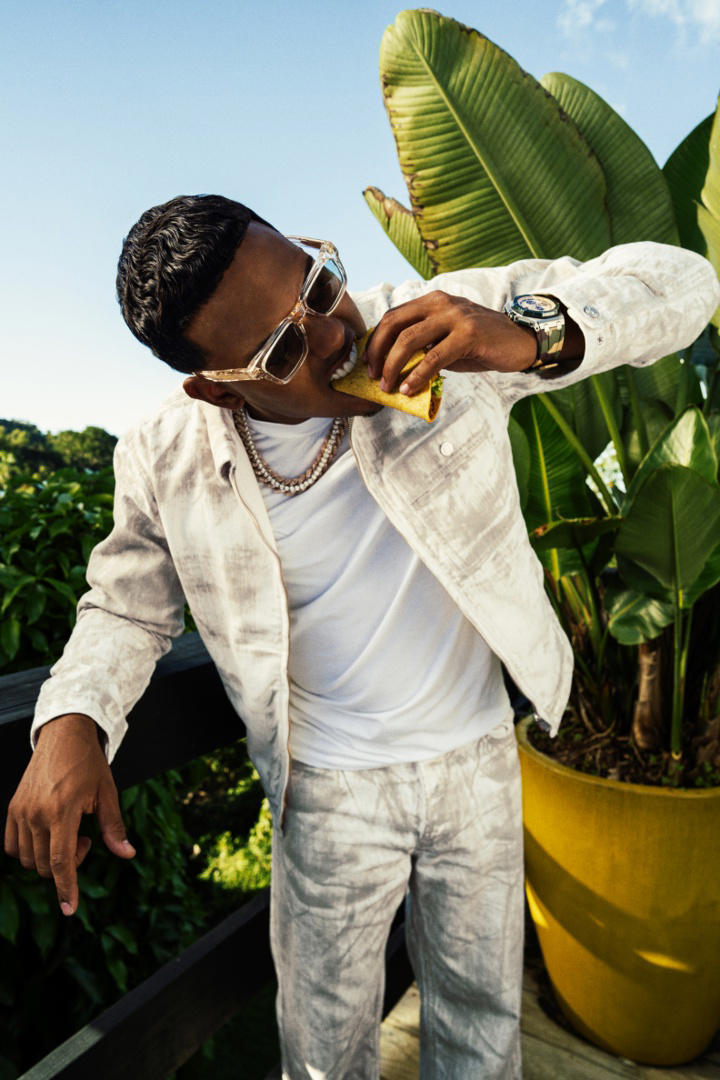 Cantante Myke Towers impulsa junto a Taco Bell el regreso del Taco ...