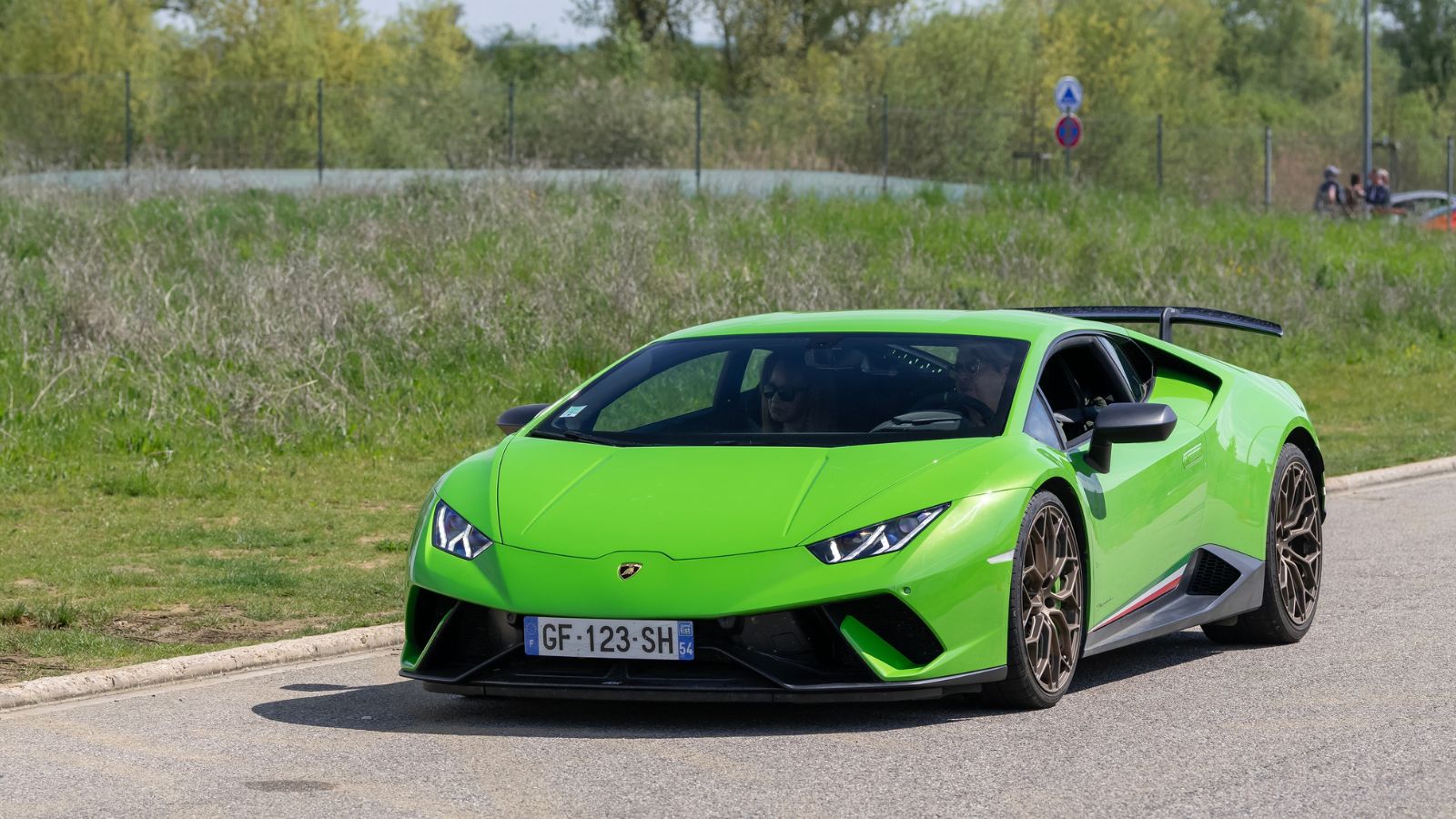 How to avoid killing your car’s resale value before you even drive it
