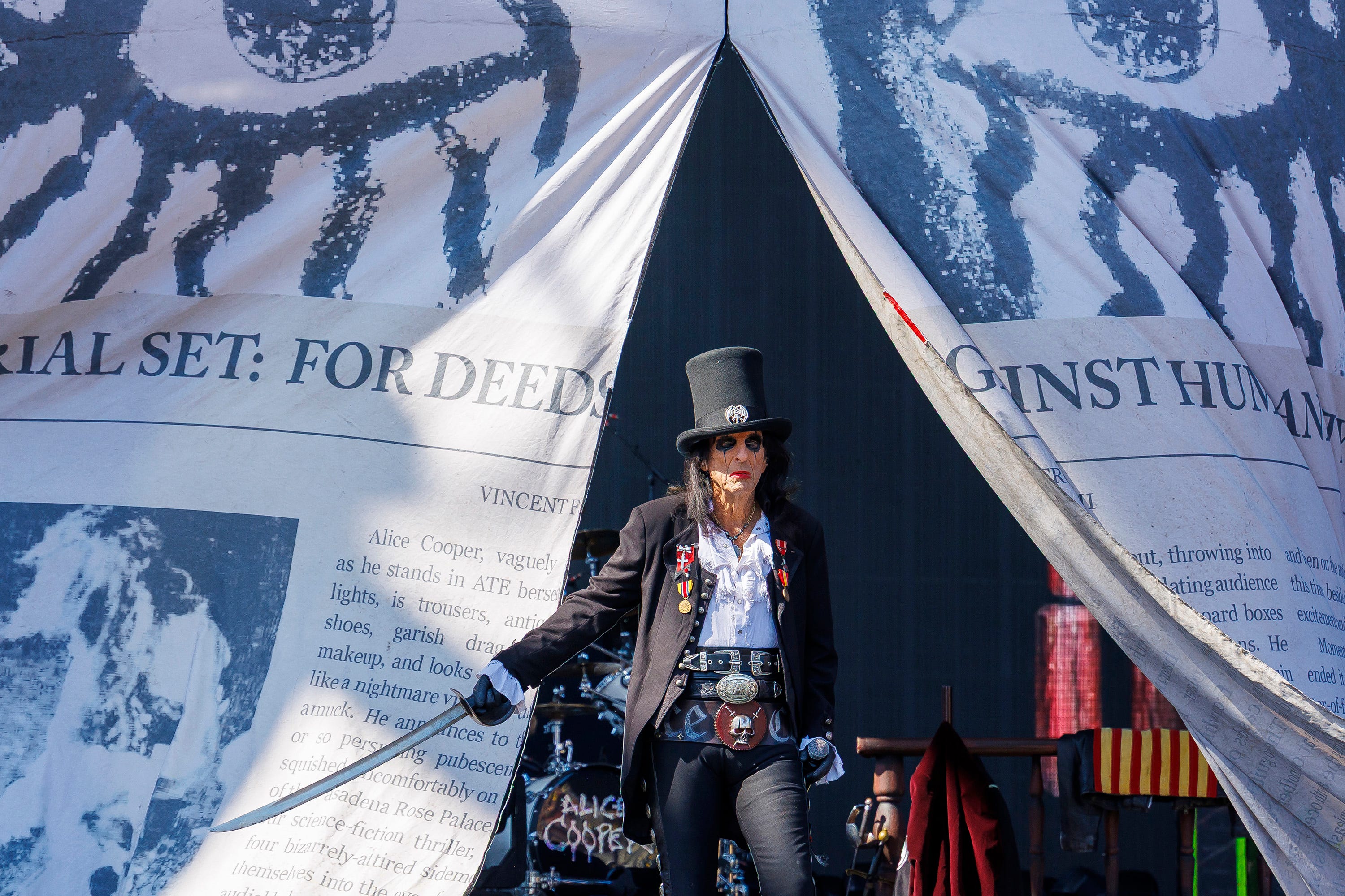 Alice Cooper will bring 'shock rock' to Columbus on April 23