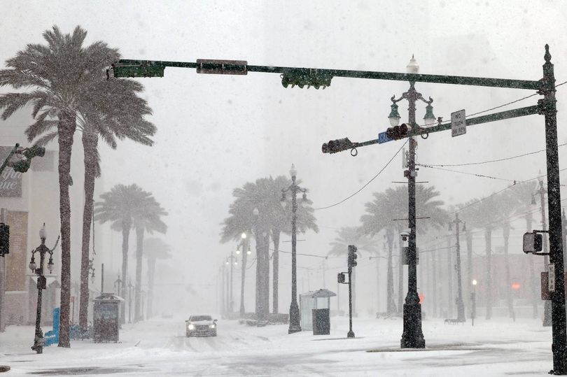 Winter storm leaves nearly 800,000 without power across Texas and South