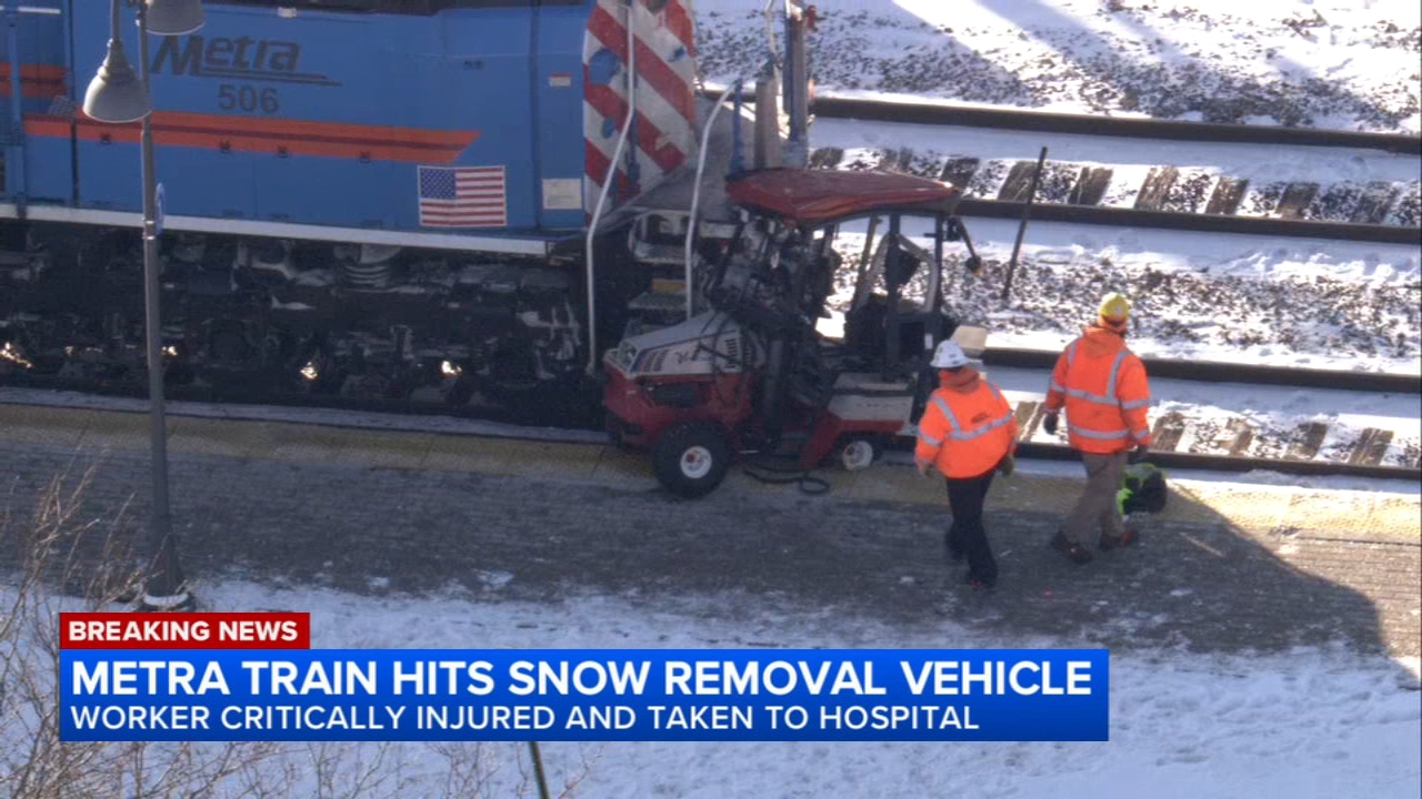 1 injured after Metra Metra MD-W train hits snow removal vehicle