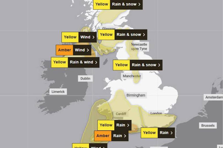 Lancashire on alert as Met Office reveals seven key items to gather for ...