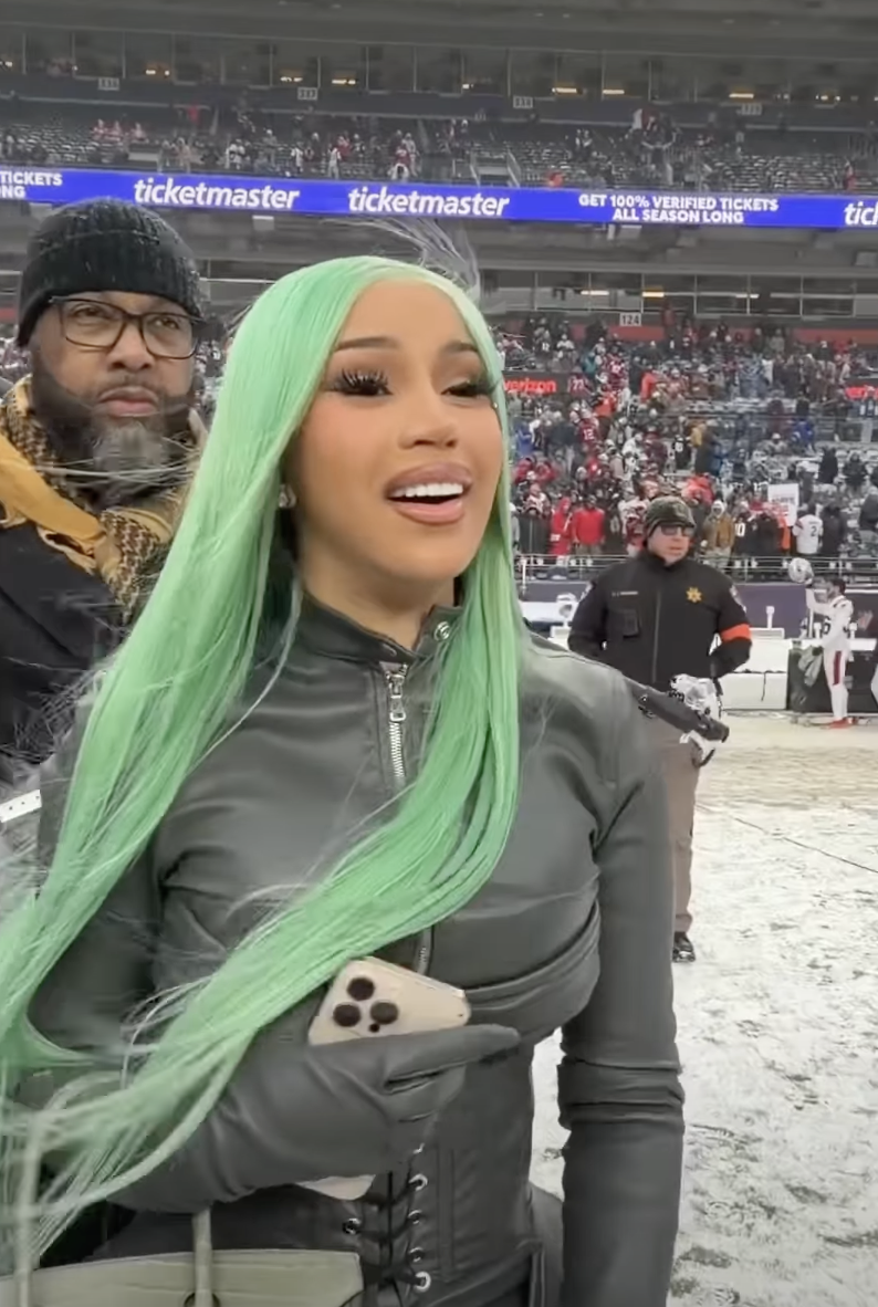 Cardi B laces up in head-to-toe leather to support boyfriend Stefon ...
