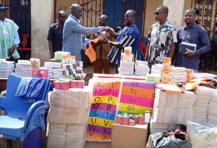 Nongzoya Foundation donates stationery, sporting materials to Zanlerigu ...