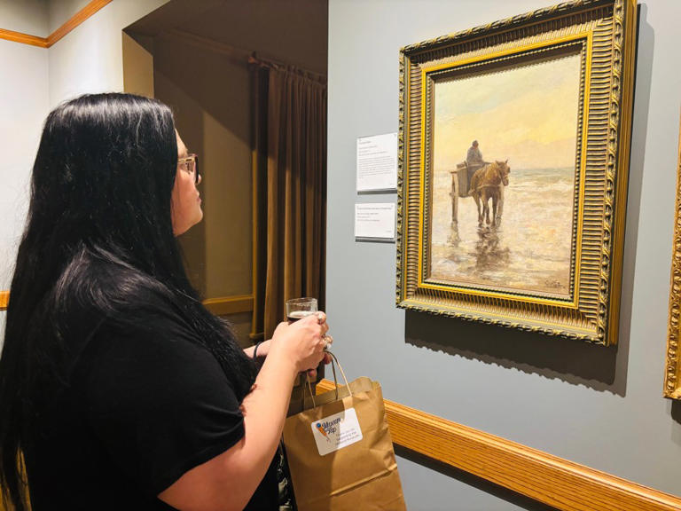 Holland Museum fundraiser hosts local beer, wine vendors
