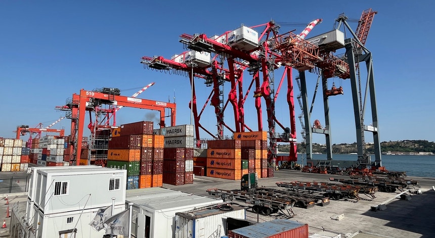 Portos de Lisboa e Setúbal apostam 750 mil euros em IA e infraestrutura ...