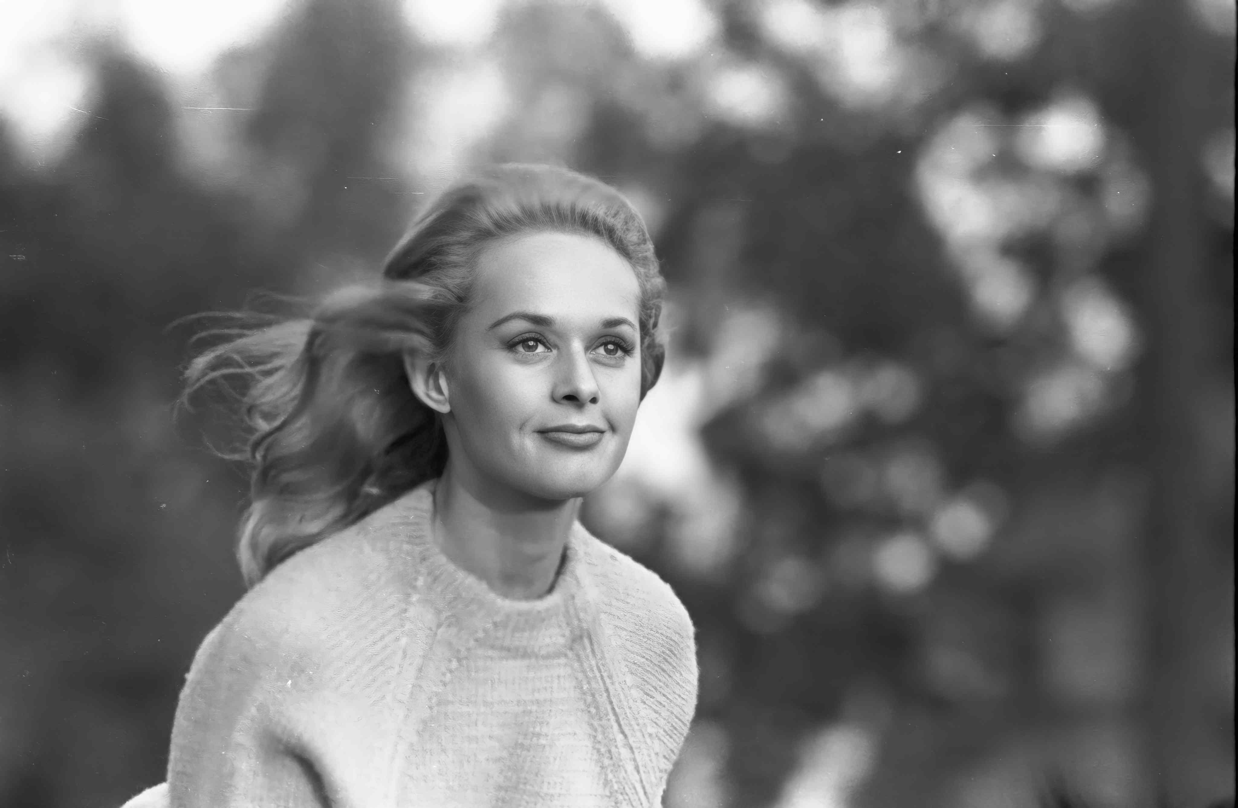 Tippi Hedren makes super rare appearance for 96th birthday celebration ...