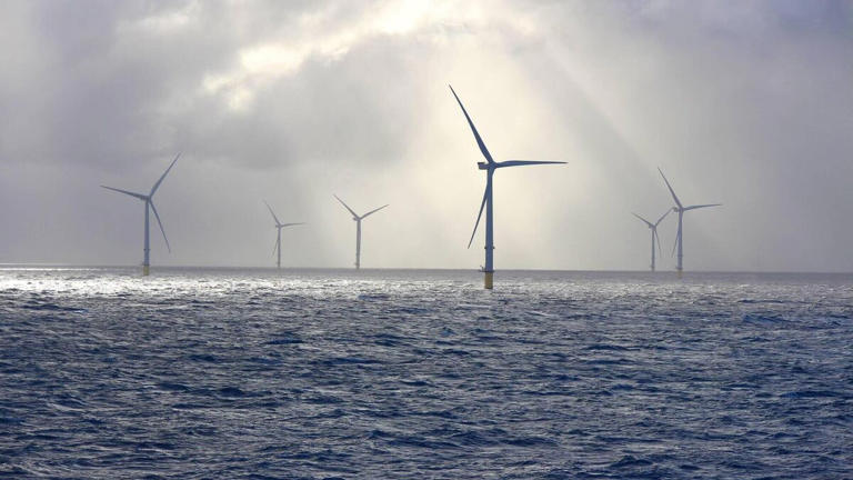 Ireland signs pact with European countries to deliver offshore wind ...