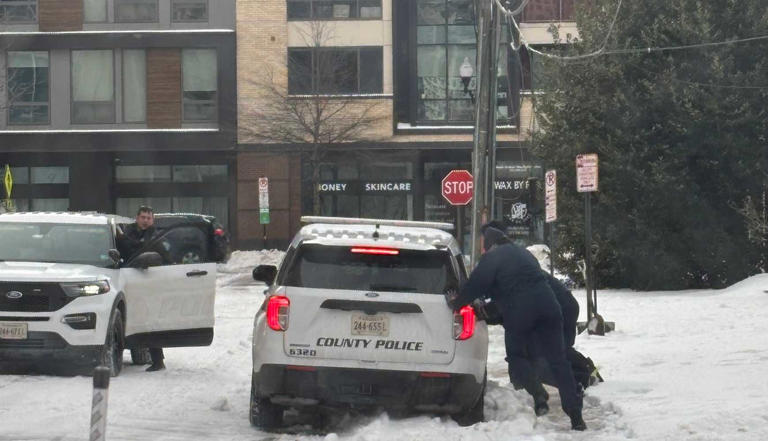 'Snow: 1, police cruiser: 0' — Firefighters in Virginia get the assist ...