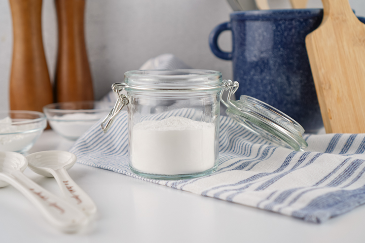 How to make homemade baking powder (no fillers or additives)