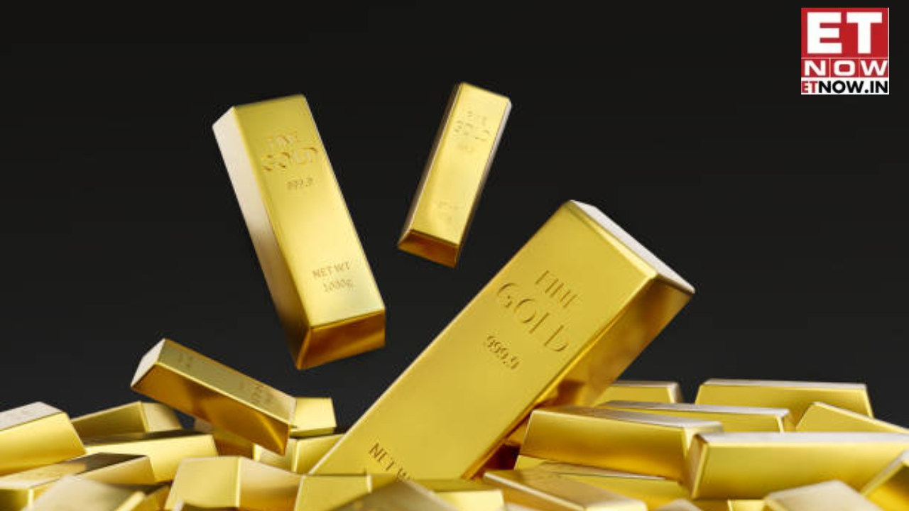 Gold Price hits record high above Rs 467772 per ounce as safe-haven ...