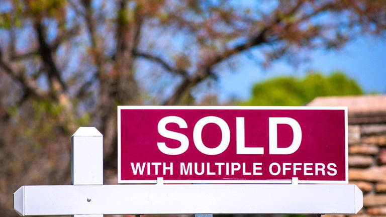 What a Trump proposal to ban institutional investors could really mean ...