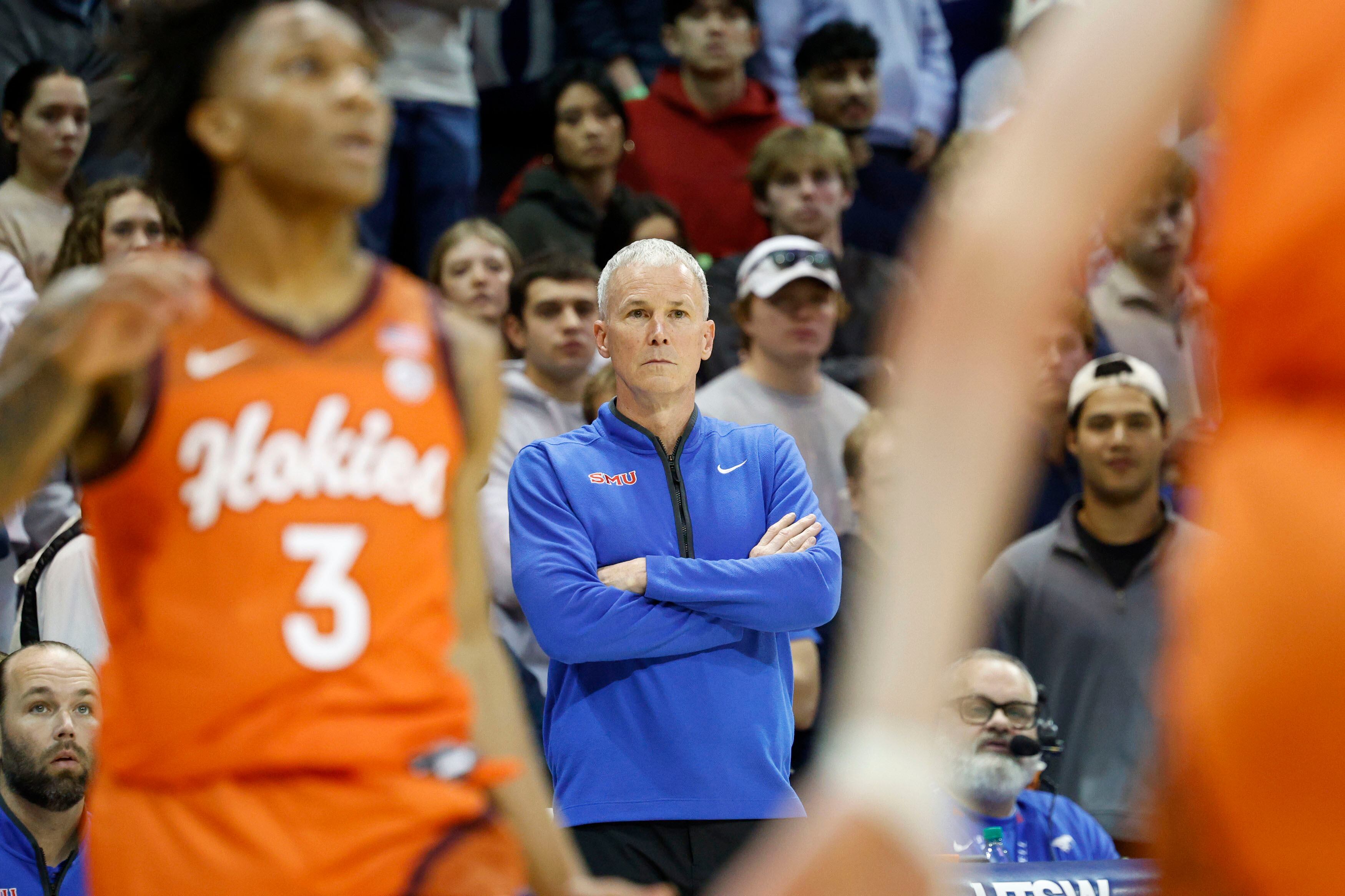 In 300 career wins, SMU coach Andy Enfield has shown ability to turn ...