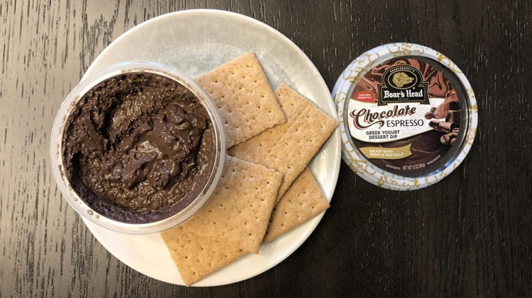 I tried every Boar's Head dessert hummus and dip flavors and ranked them