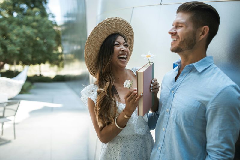Most people stay silent about these 10 things - but they slowly ruin love