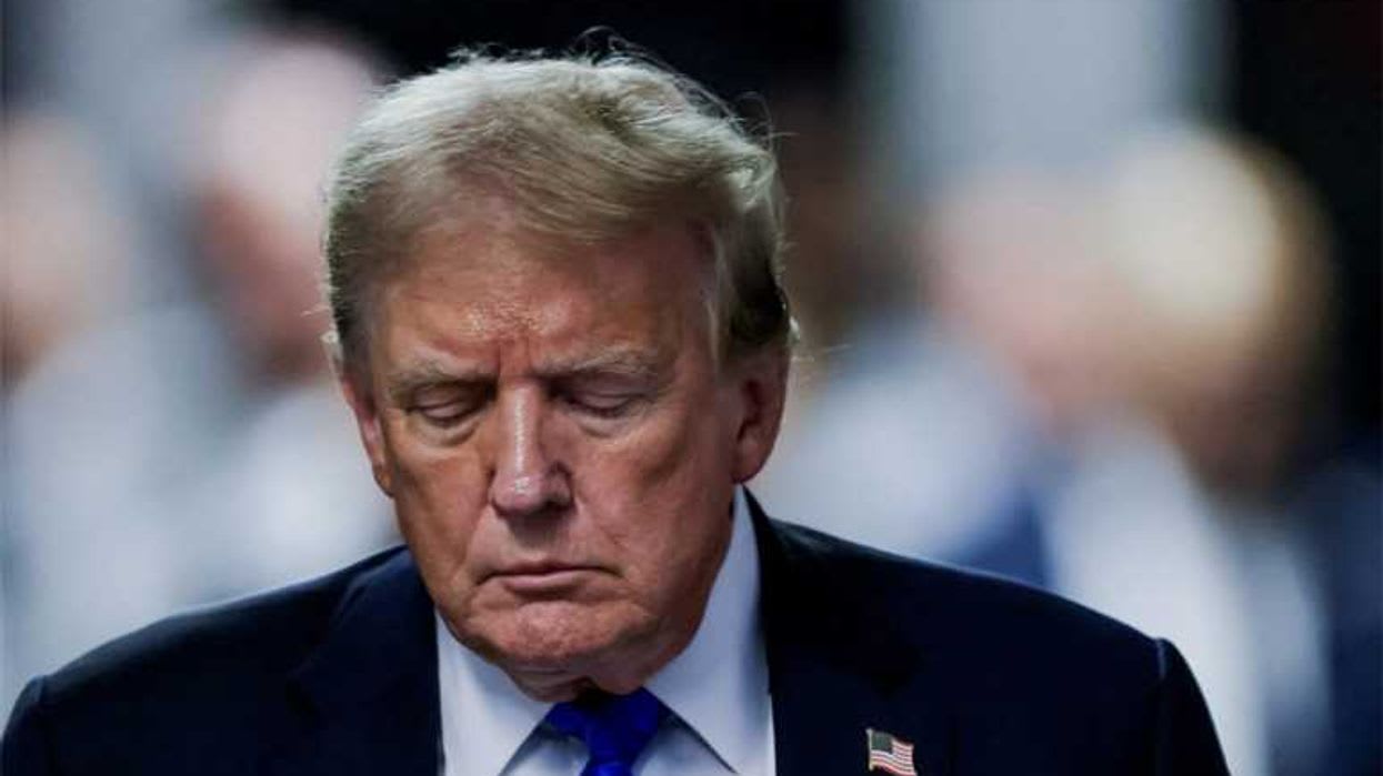 Doctor warns Trump’s late-night posting spree shows signs of post ...