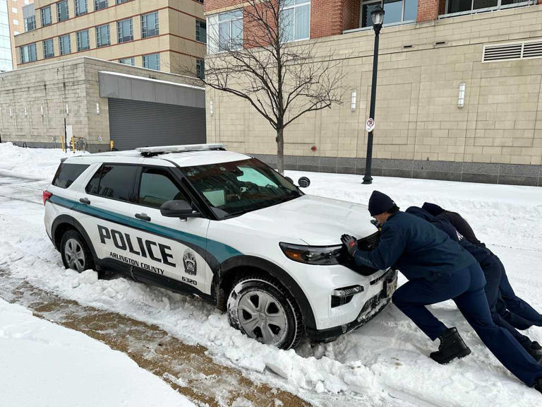 'Snow: 1, police cruiser: 0' — Firefighters in Virginia get the assist ...