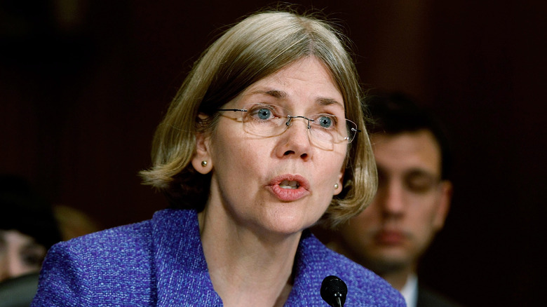 Tragic details about Senator Elizabeth Warren's life