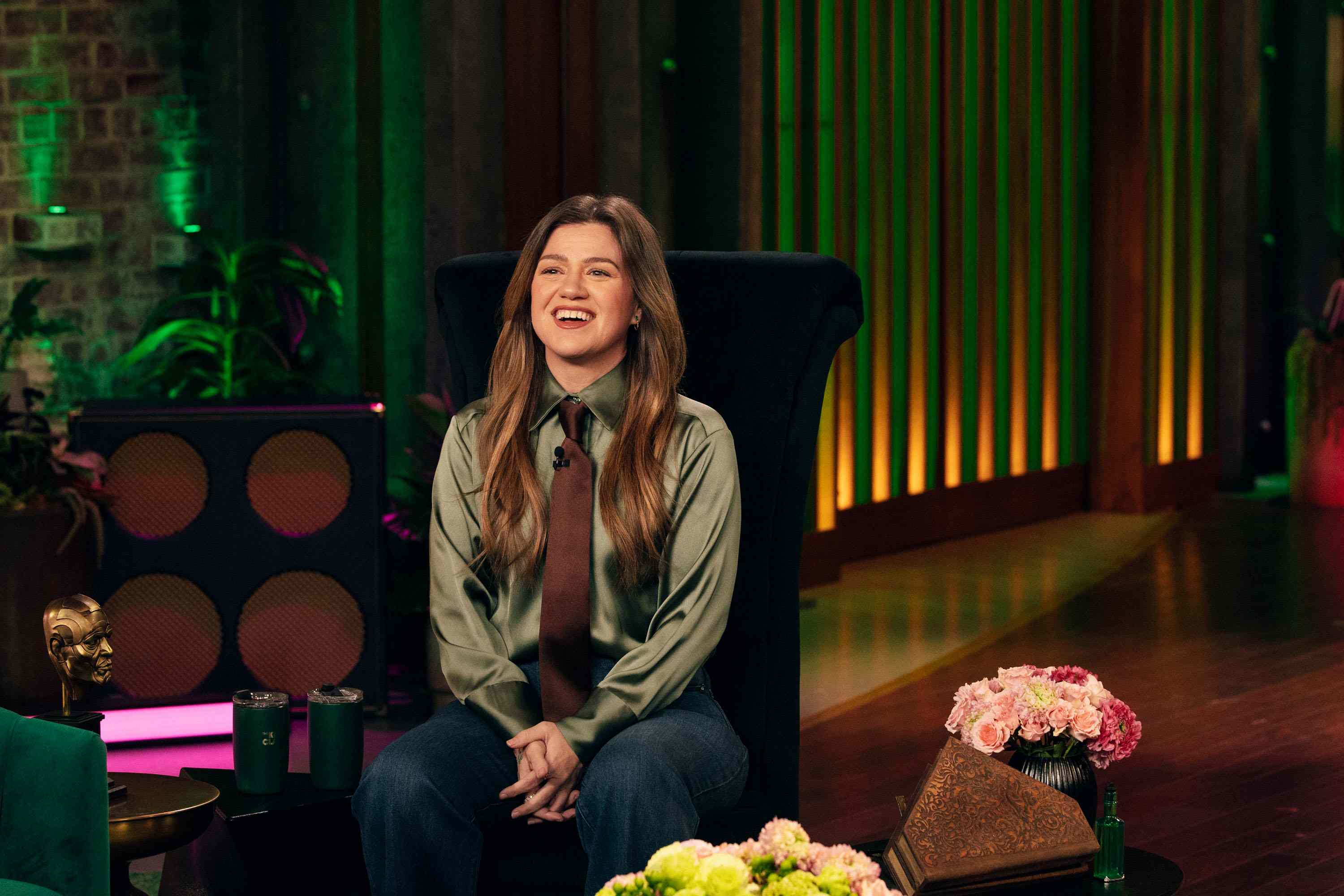 Is Kelly Clarkson leaving her show? A new insider report fuels rumors