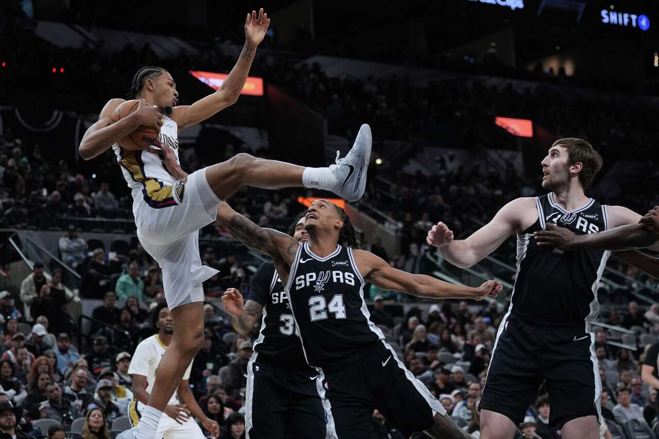 Why the Spurs cheered Devin Vassell's return, even in defeat