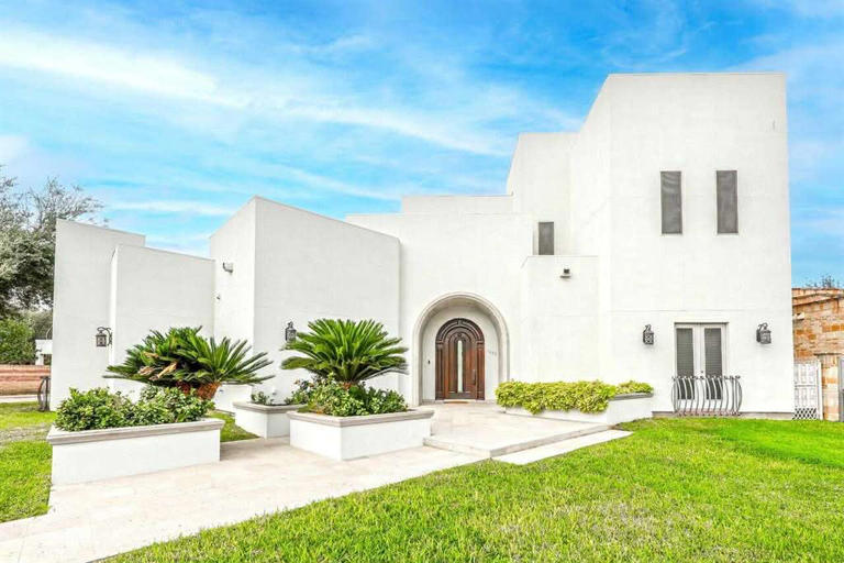 Outlook: Port-fueled growth to expand Laredo commercial real estate in 2026