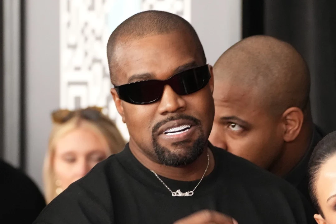 Ye takes out ad in The Wall Street Journal to apologize for anti ...