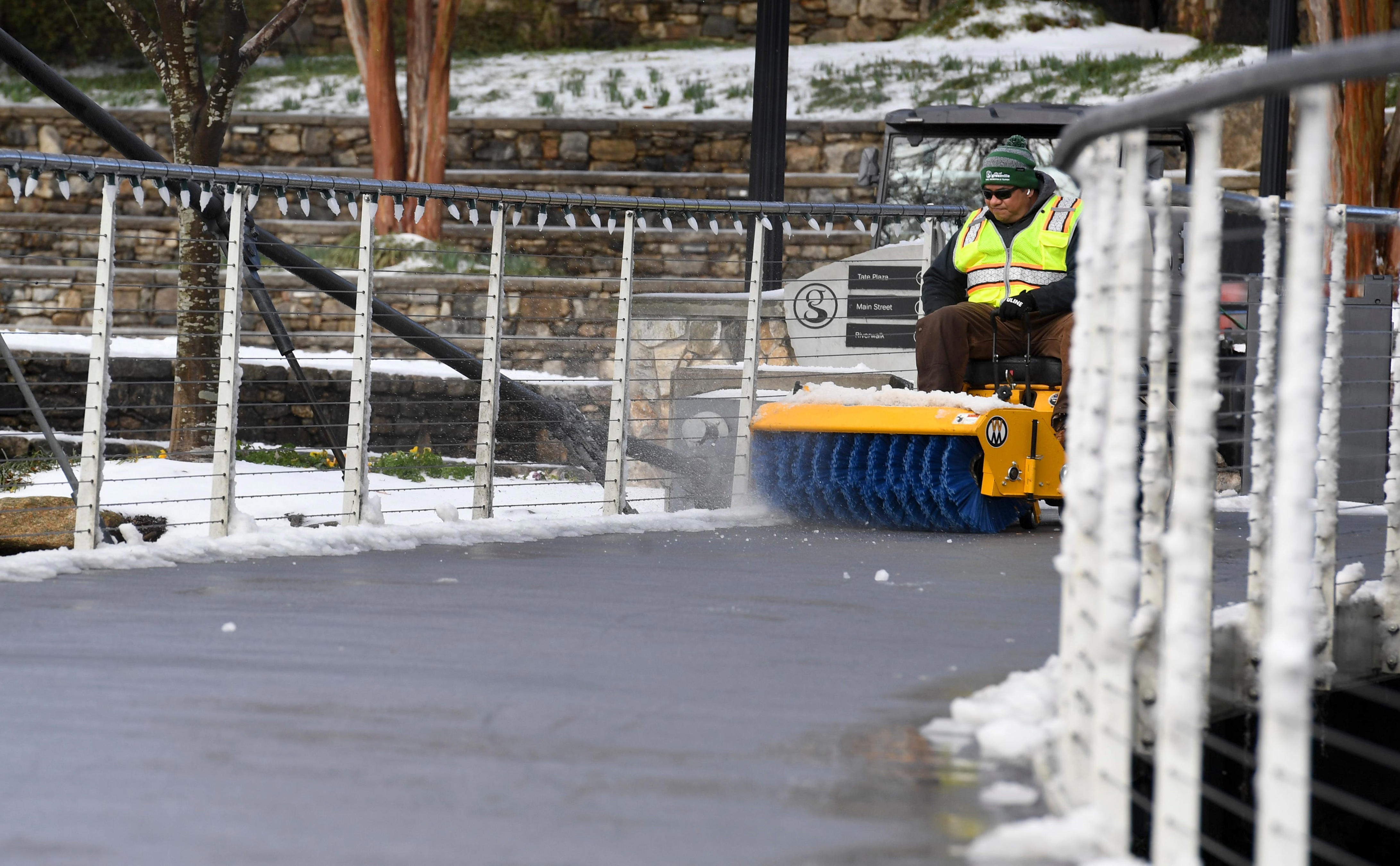 Back to school: Greenville on 3-hour delay, Anderson on 2-hour delay