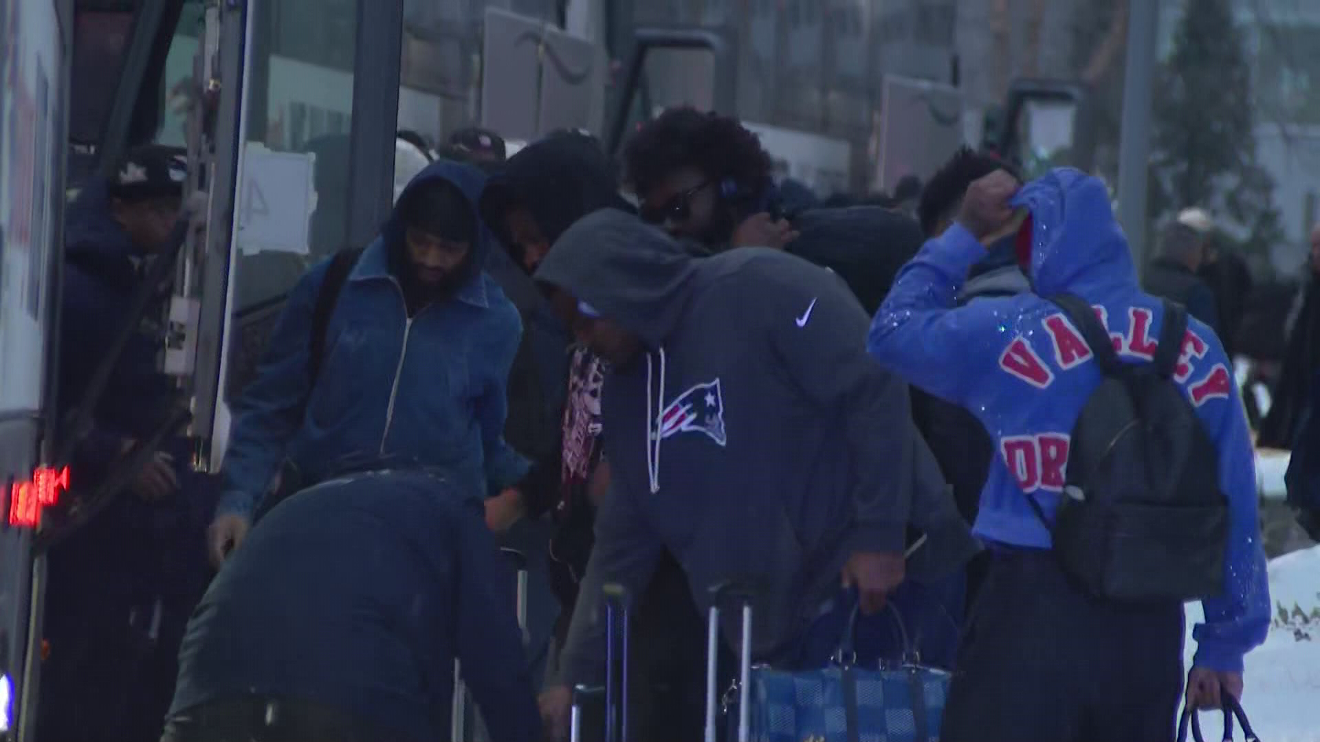 'Welcome home!': Patriots arrive back in New England fresh off AFC ...