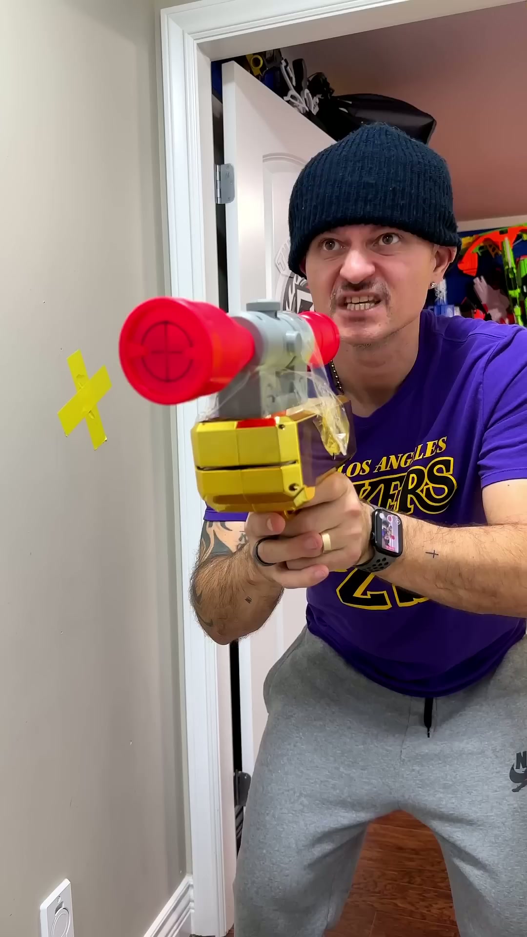 Nerf war clones: Money Gun 2!