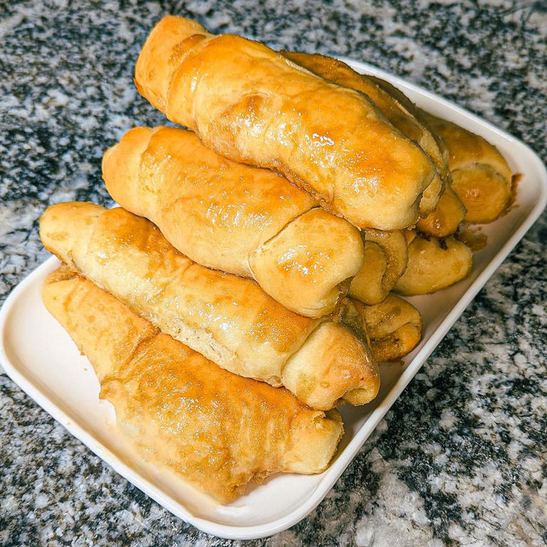 Alex Bala’s Senorita bread (Filipino sweet bread)