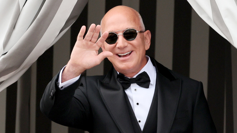 Sydney Sweeney's Bezos-backed lingerie line just landed her in a big ...