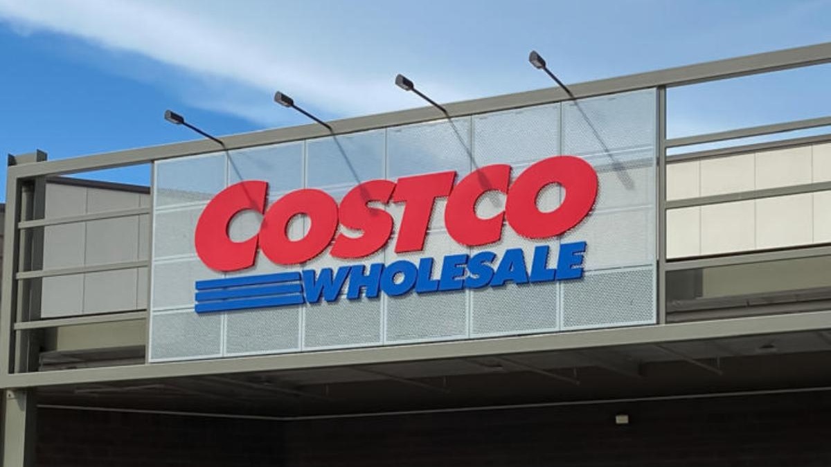 Costcos Hottest Bulk Buys Right Now: What Shoppers Are Really Loading ...